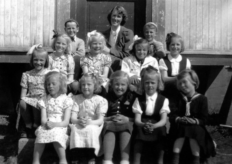 Gammelt bilde av skoleklasse – Kvikne.no